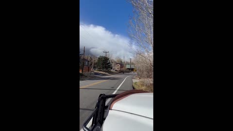 US: Pack Fire Burns Nearly 2,000 Acres in Mono County, California