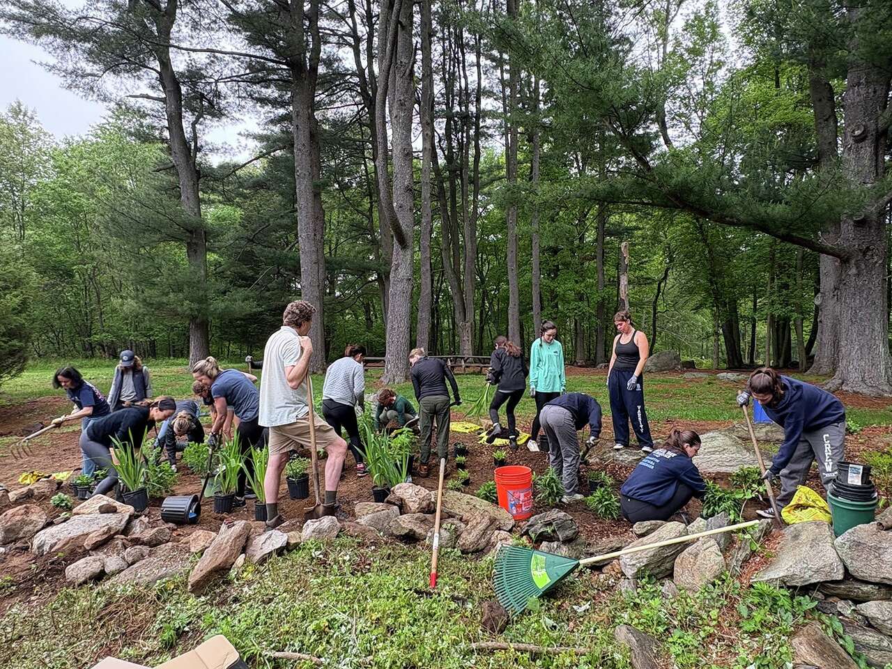 Earthplace in Westport inspires children to unplug and learn through nature