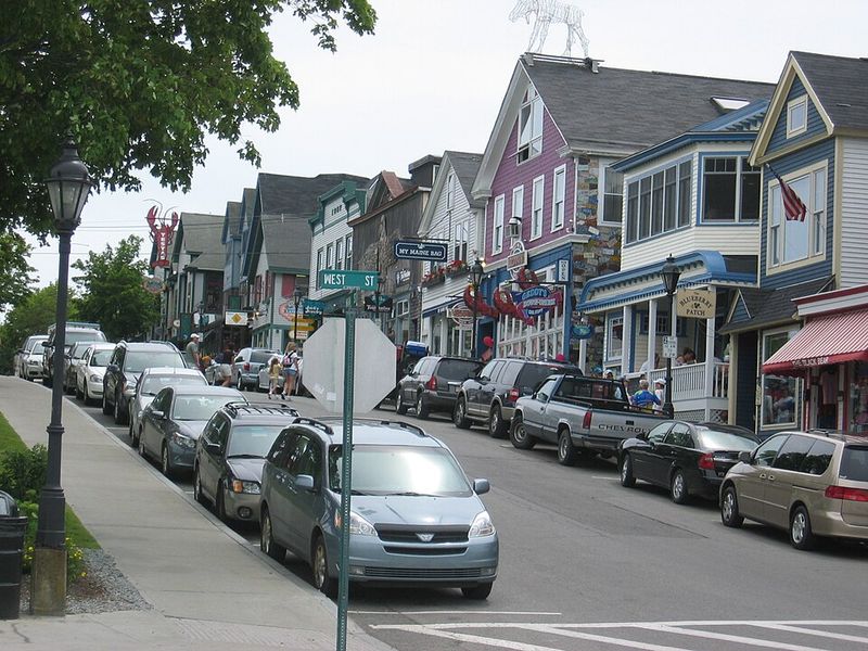 18 Small American Towns That Prefer Peace Over Popularity
