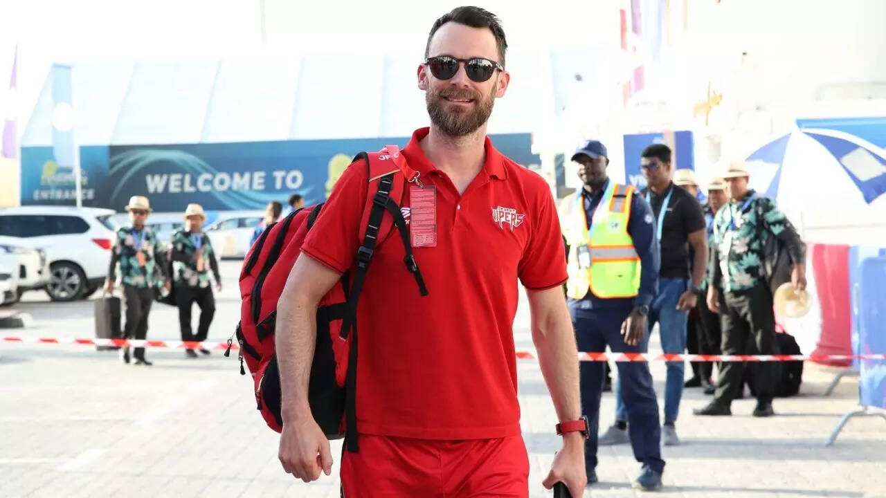 EXCLUSIVE | Hetmyer, Noor and retained core: Desert Vipers' James ...