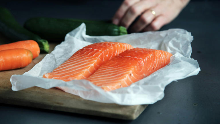 6 Restaurant Chains with the Highest Quality Fish