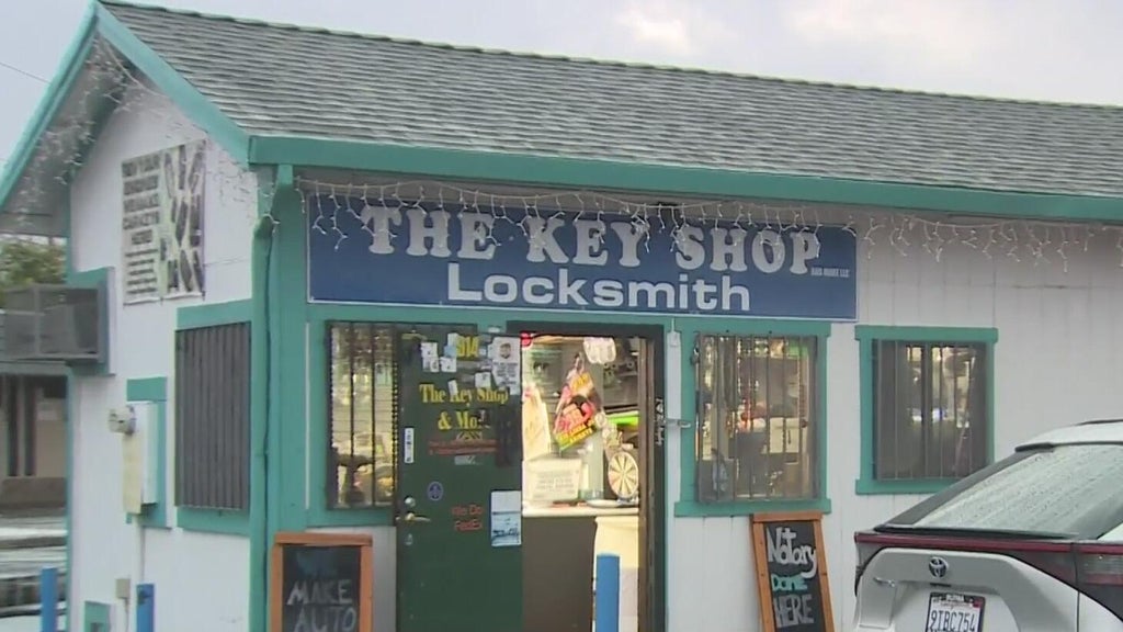 Thieves take $11,000 in equipment from family-owned Rio Linda locksmith ...