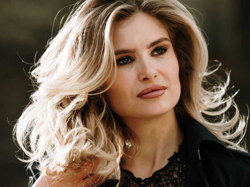 Keine Lust auf Kleid? So sieht das perfekte Hosen-Outfit für die ...