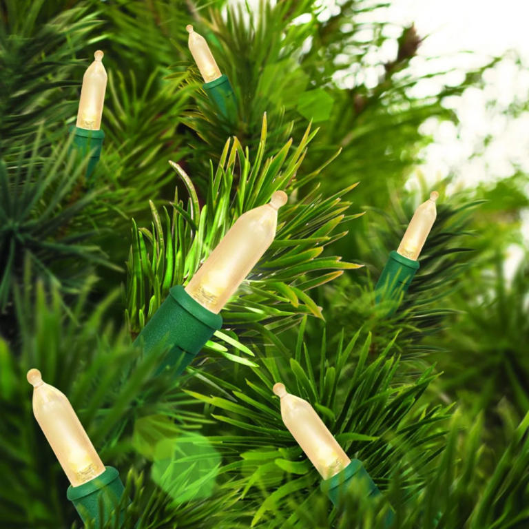 Walmart Has 'Bright' and 'Shiny' Christmas String Lights for Just $6 ...