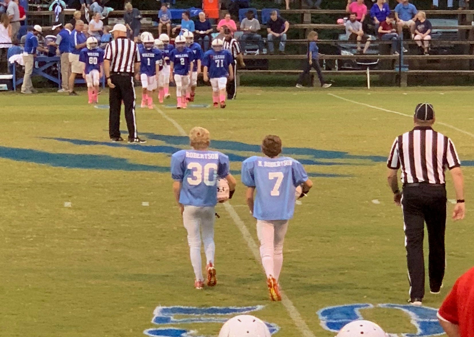 Gordo’s Robertson brothers chase a final playoff run together built on ...