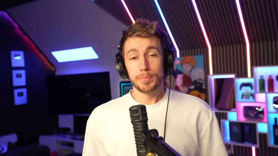 Recognizing YouTubers from their childhood photographs