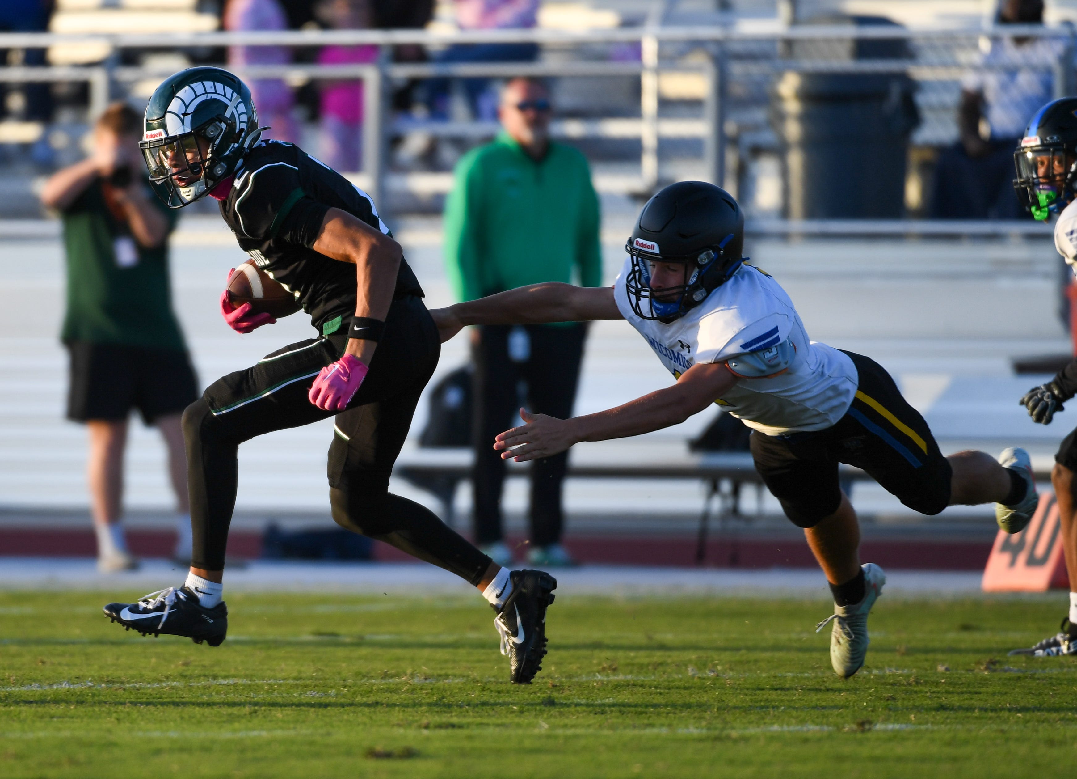 Bayside Conference football stars recognized in 2025 All-Bayside awards ...