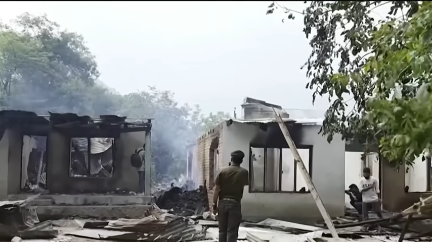 Pakistan on Alert: Defense Minister Issues Stern Warning