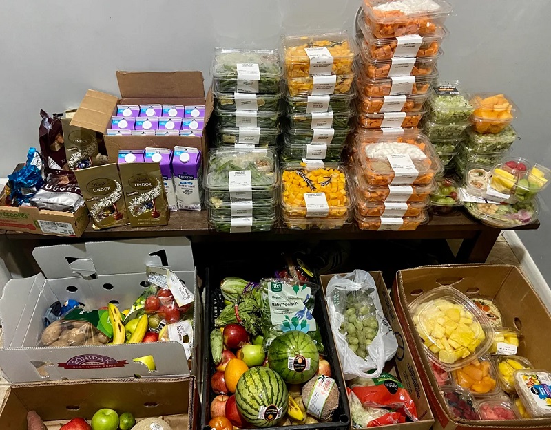 Dumpster diver shares photo of stunning discovery inside grocery store ...
