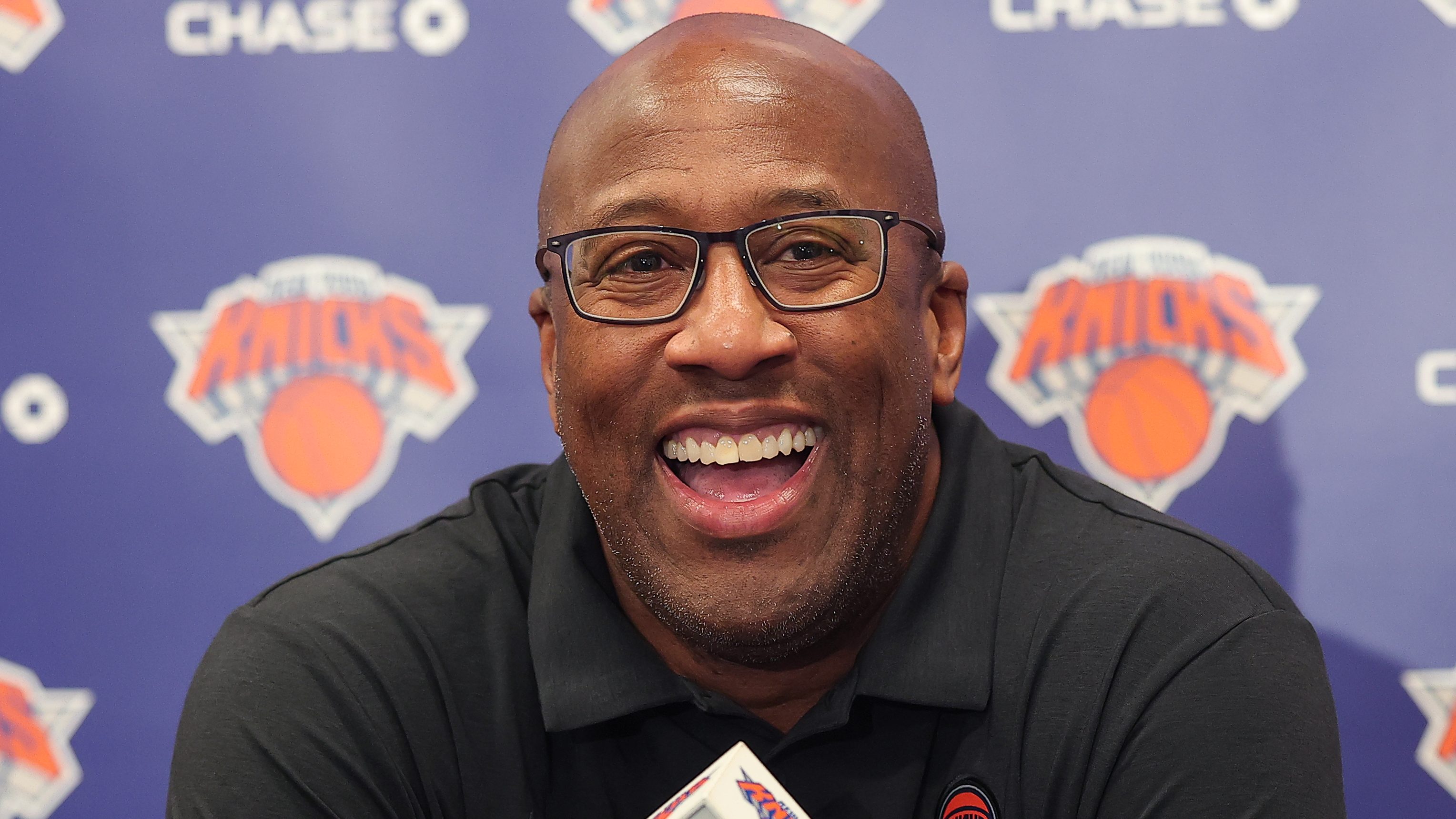 Knicks’ Mike Brown Explains Mitch Robinson’s Minutes Situation
