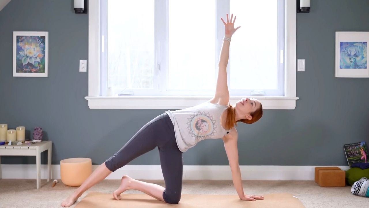 What If 10-Min Chakra Yoga Boosted Your Energy?