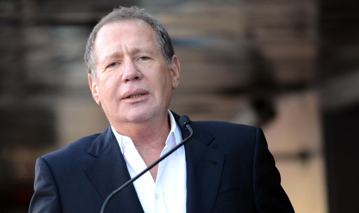 Garry Shandling left handwritten advice in the dressing rooms of dozens ...