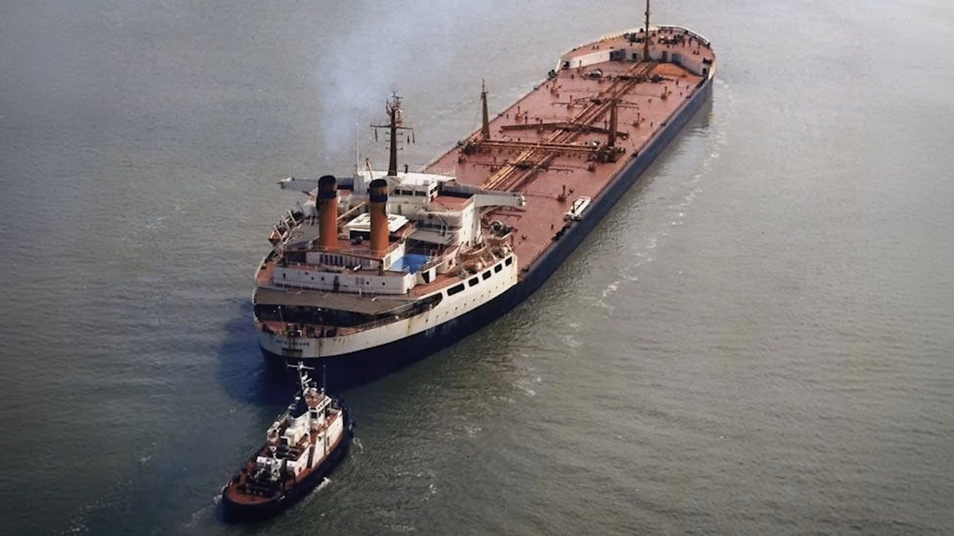 What Happens When a Supertanker Breaks in Half While Pumping 114,000 ...