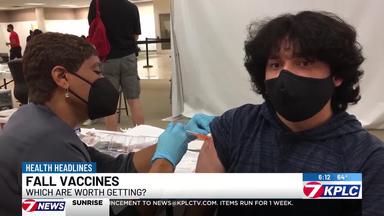 Which vaccines are doctors recommending for the fall season