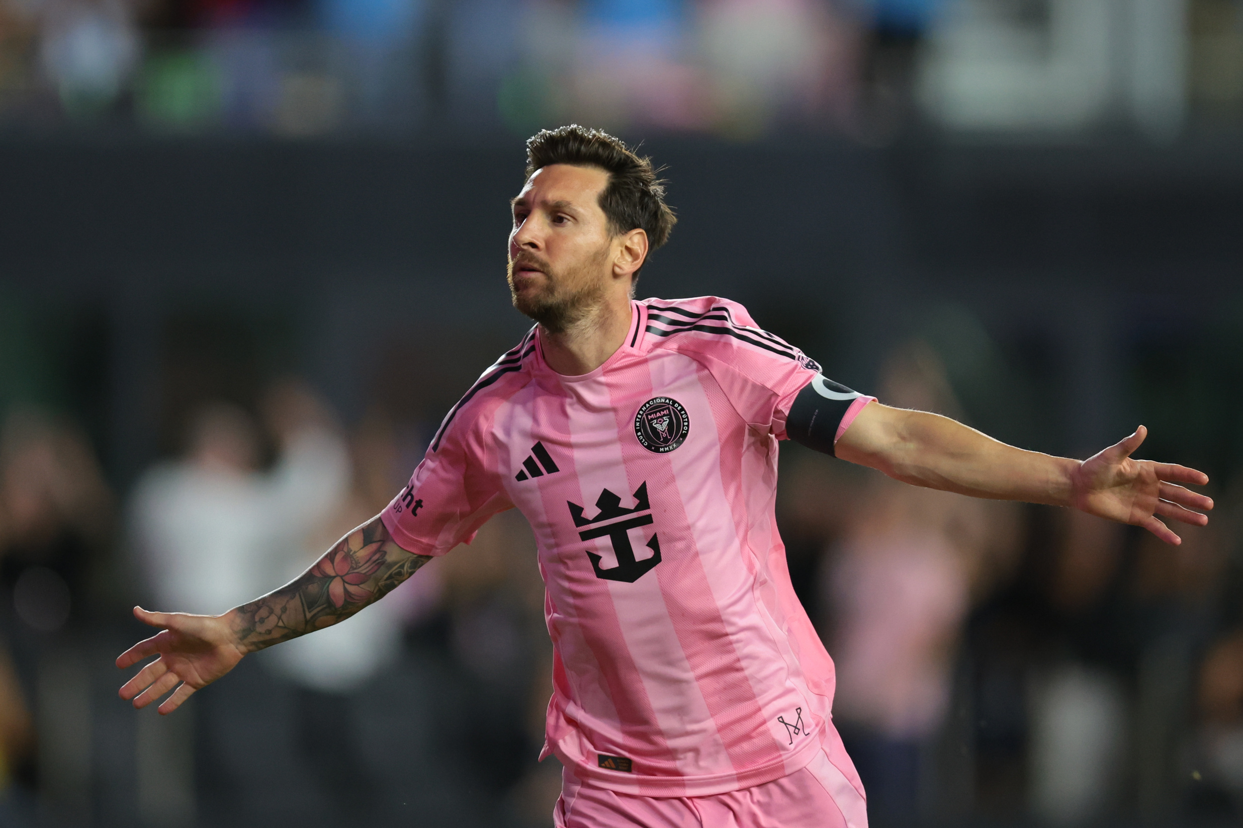 Former Chelsea player boasts it took Lionel Messi 10 games to score ...