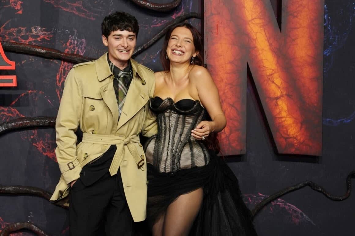 Celeb Snaps: Noah Schnapp, Millie Bobby Brown, Cher, Robert Irwin ...