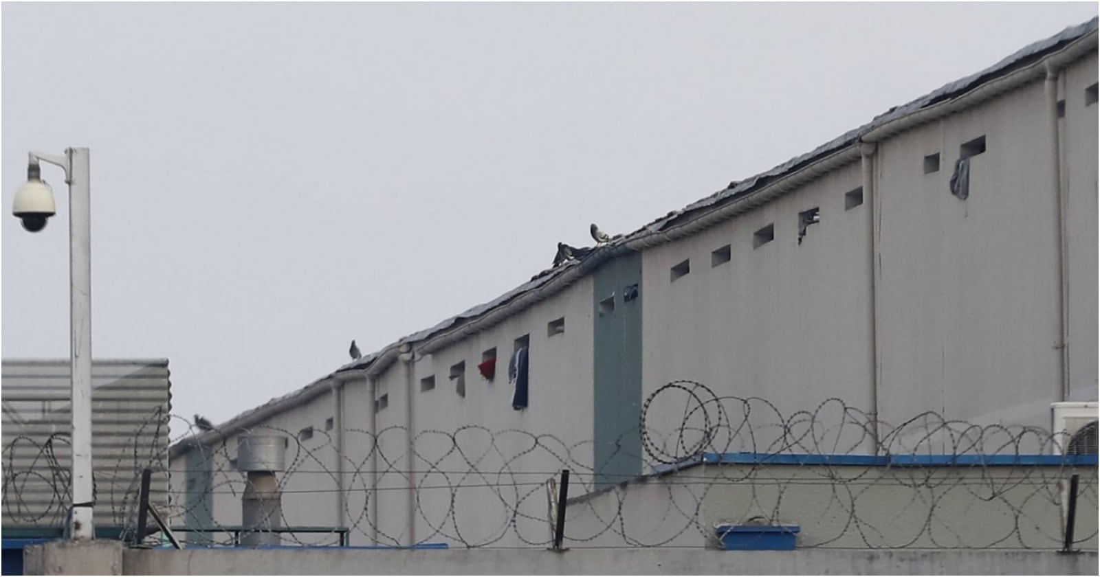 Interno imputado por robo con intimidación se fuga desde cárcel Colina II