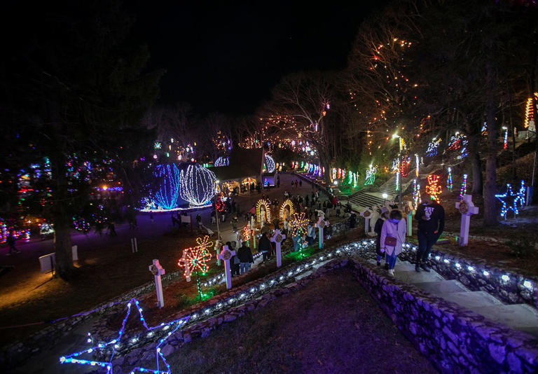 Here are 10 of the best Christmas light displays in Massachusetts