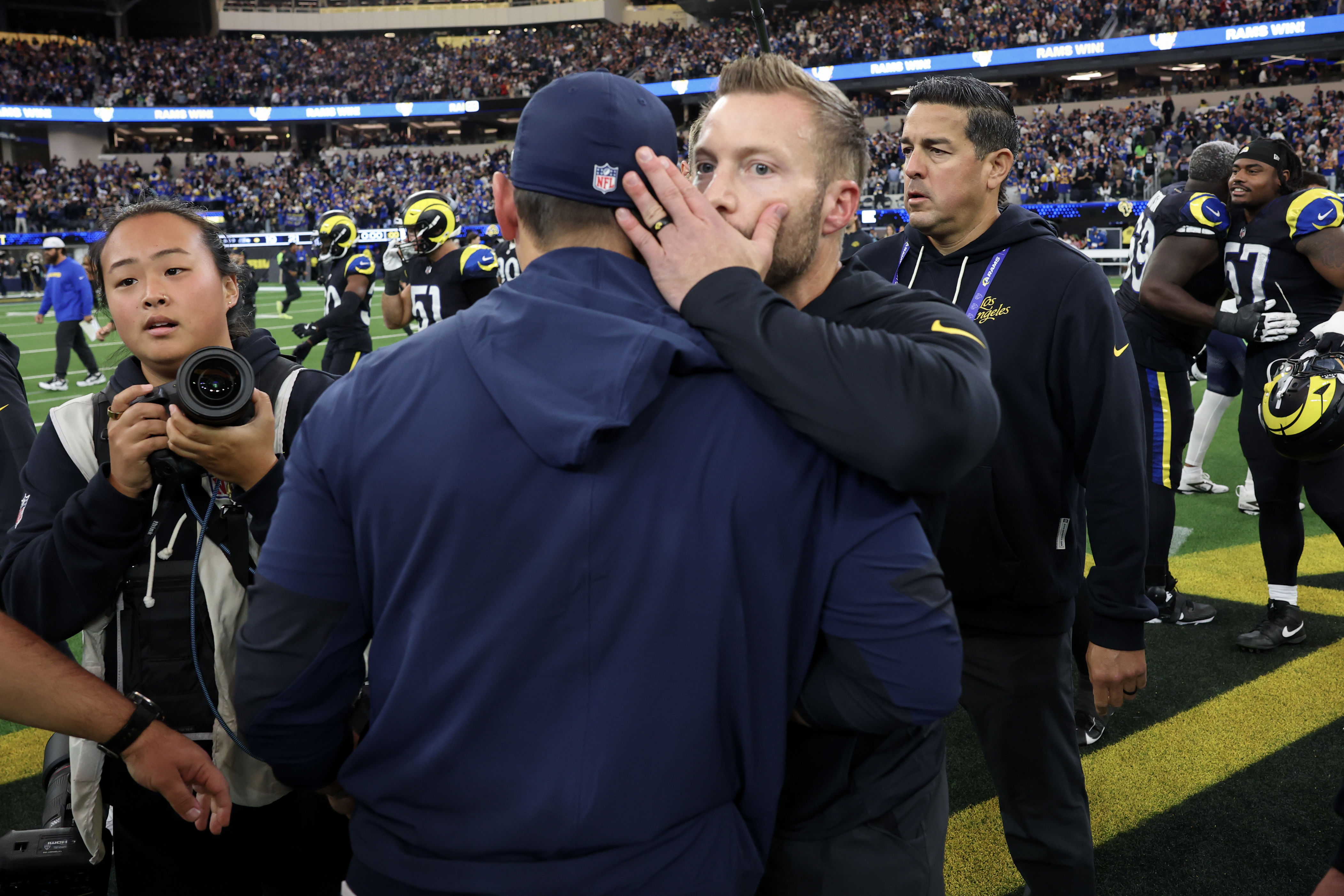 Does Sean McVay’s experience give Rams coaching advantage?