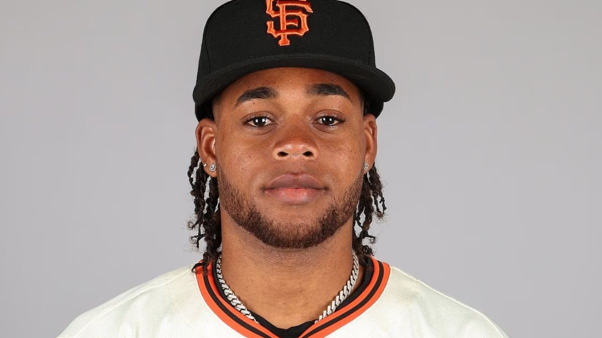 MLB: Promising Giants Player Fights for His Life After Car Accident in ...