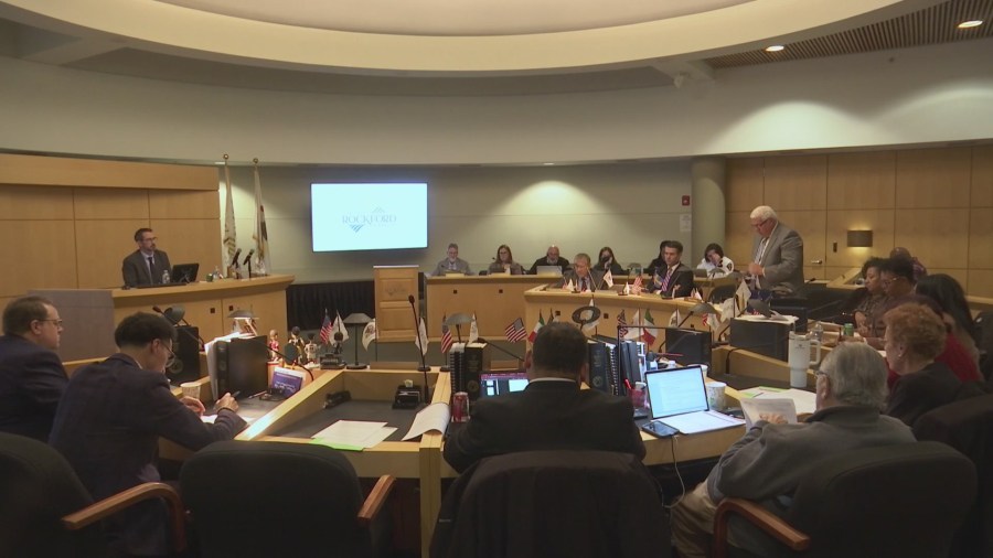 Rockford committee backs 350-unit apartment complex near Rockford ...