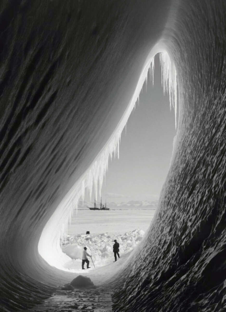 20 Images That Show the Reality of South Pole Exploration