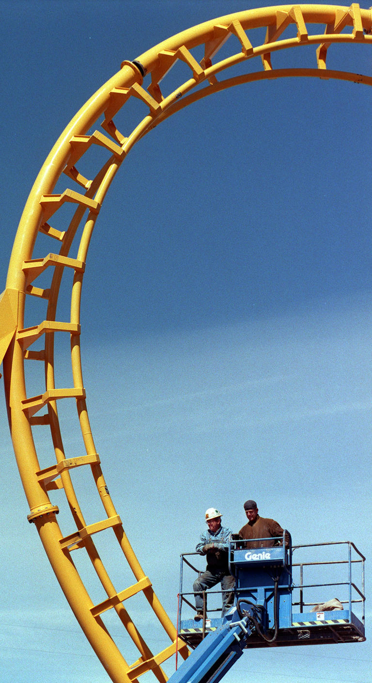 When a Six Flags closes, fans feel the pain