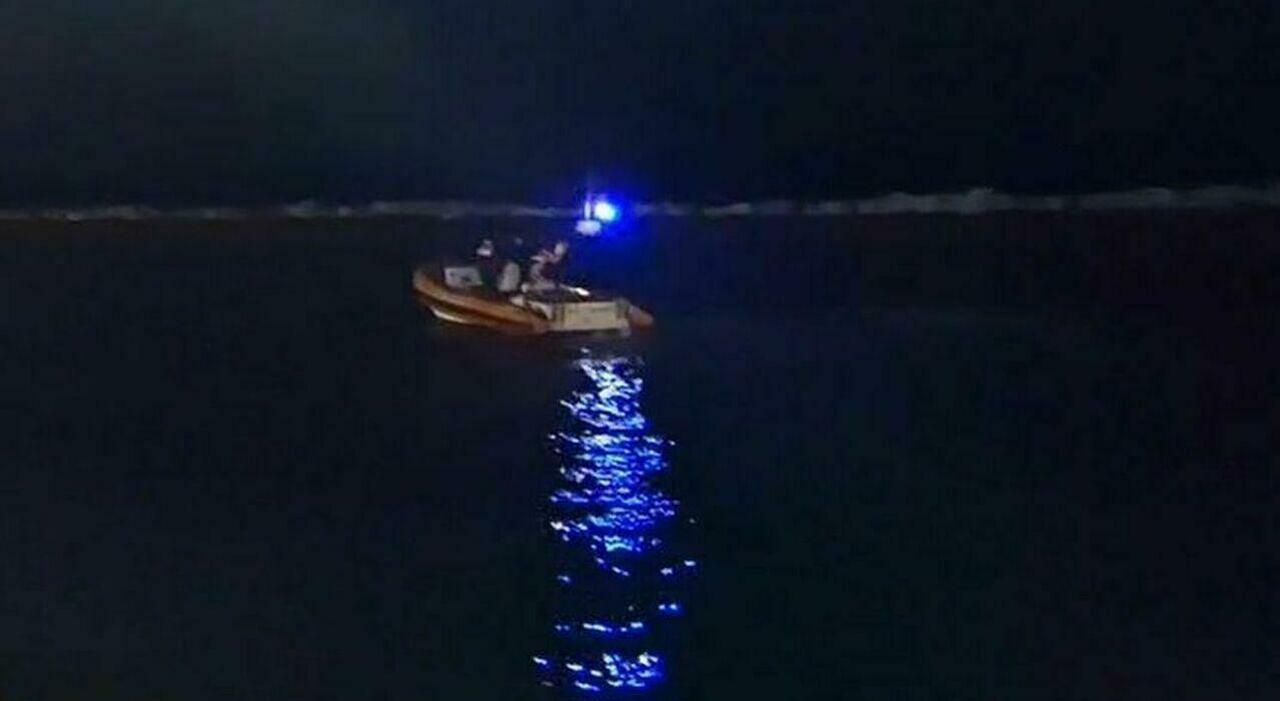 Giallo a Torre dell'Orso: sub recupera il cadavere di una donna ...