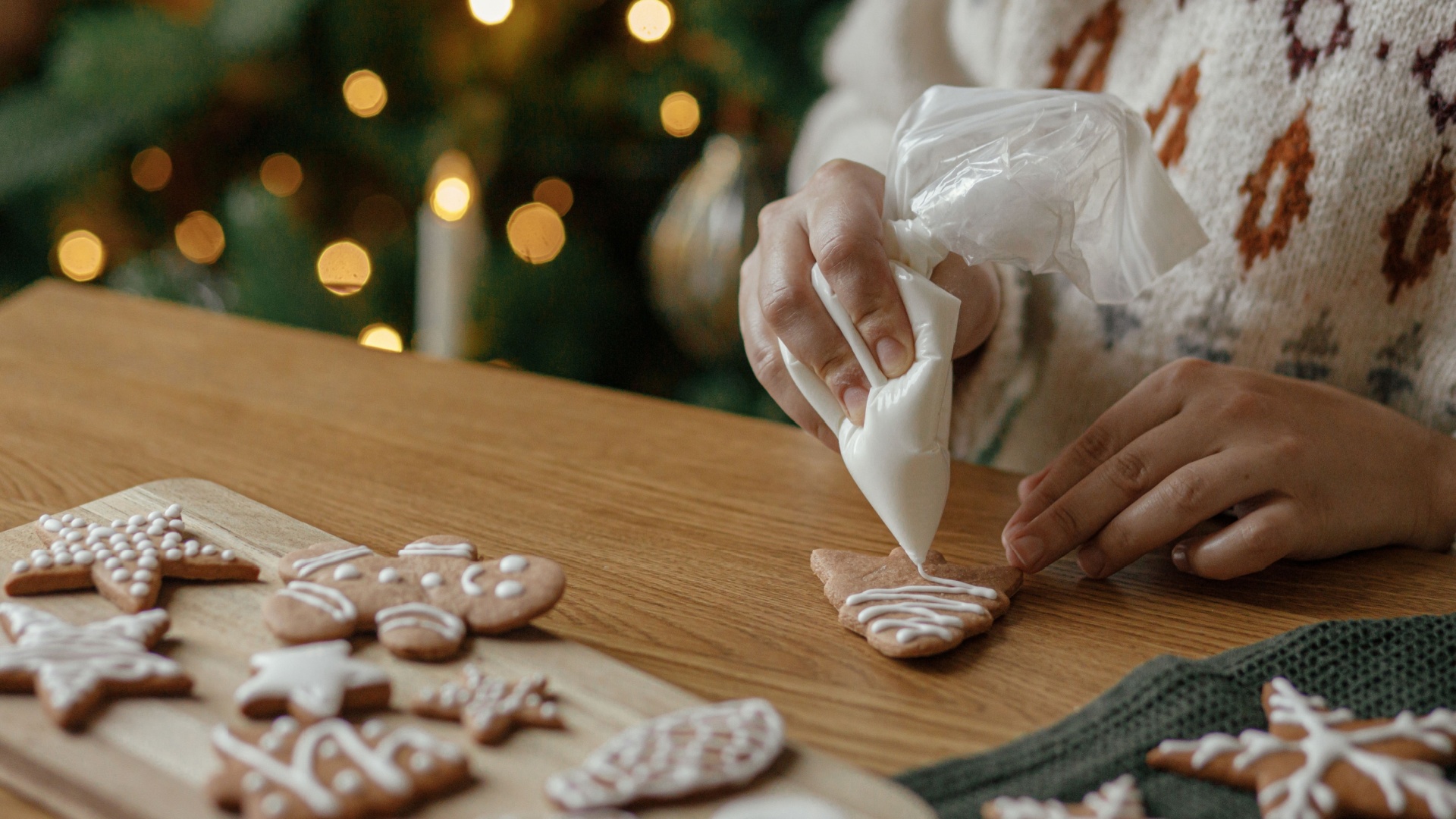 12 Easy Christmas Bakes That Impress With Little Effort