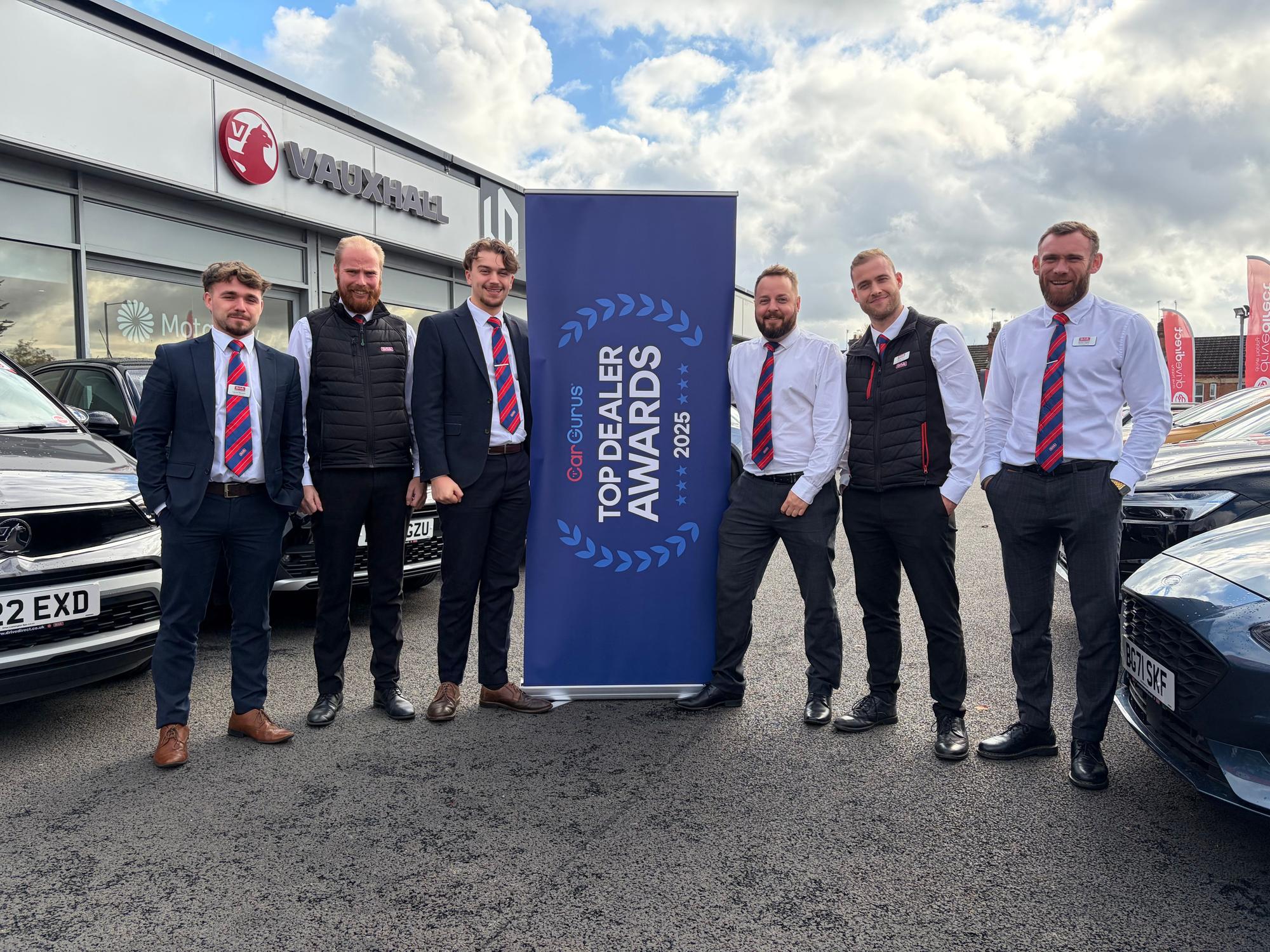 CarGurus recognises Drivedirect Leamington Spa with 2025 Top Dealer Award