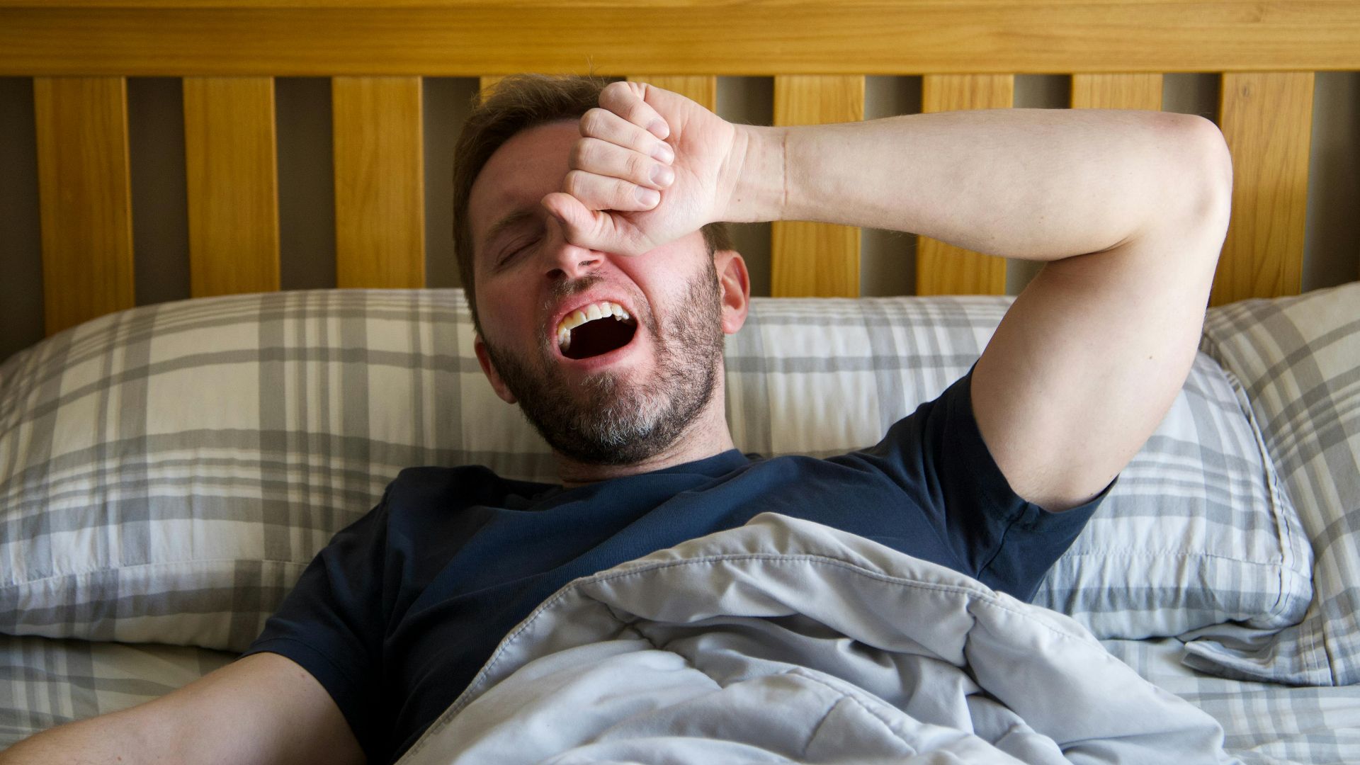 10 Signs You Should Eat Less Salt & 10 You Might Need To Eat More