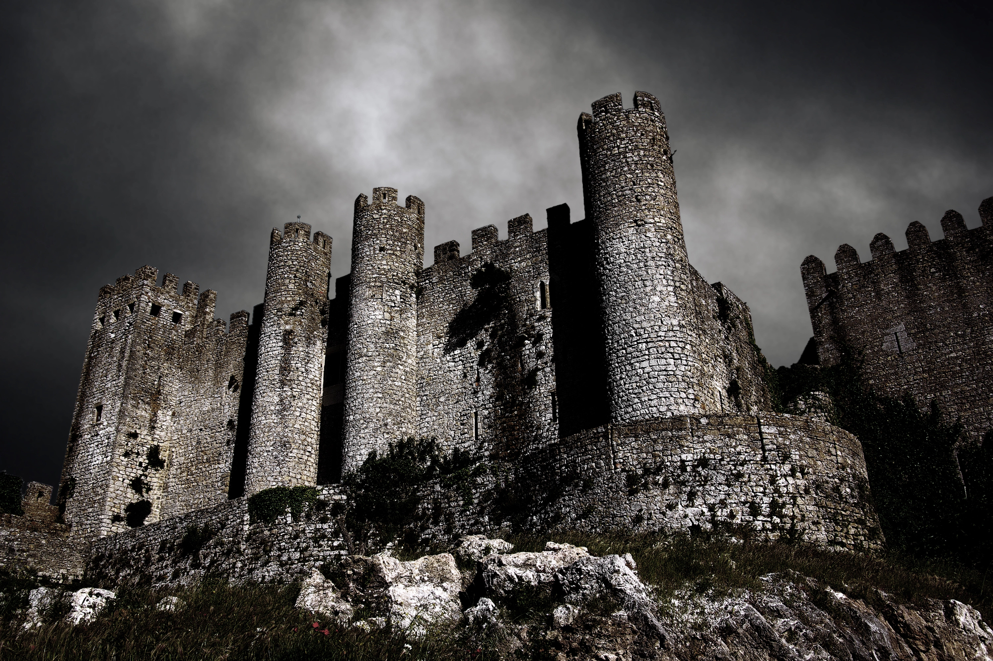 Castles With Bizarre Architectural Tricks