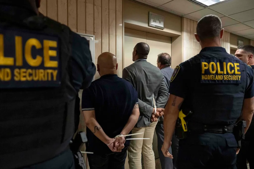 Federal judge backs New York law blocking immigration arrests at local ...