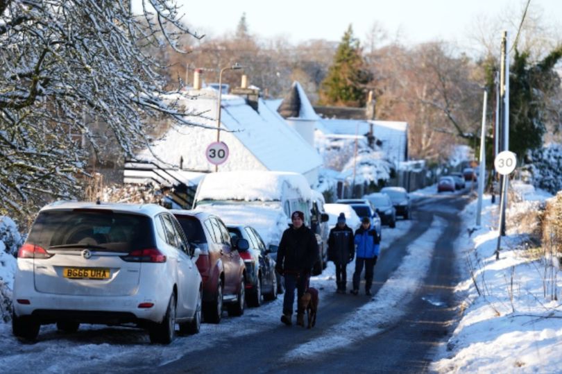UK faces '326 miles' of snow with two 'rare' weather events to hit