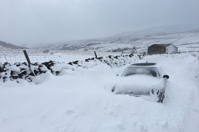 Met Office issue 24-hour snow warning for Yorkshire with some areas to ...