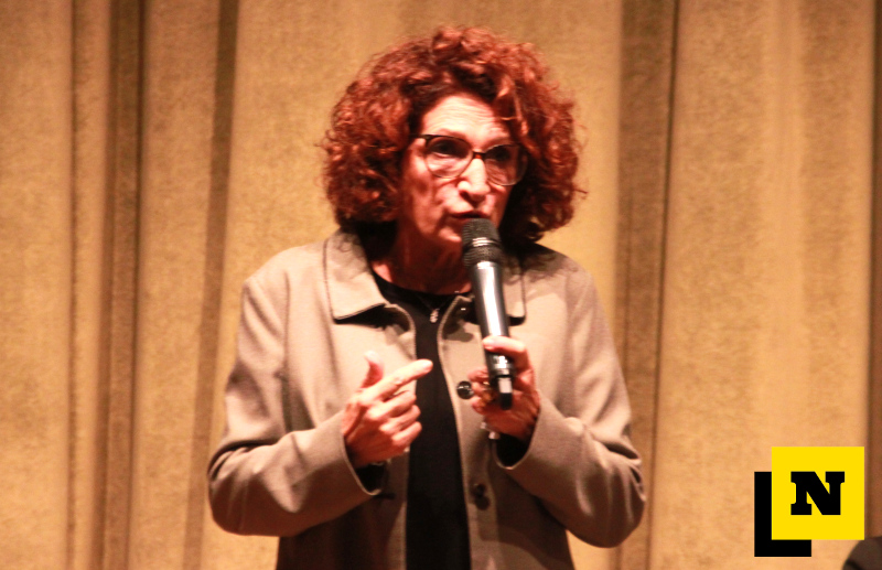 Merate, imbrattata di rosa l’auto dell’assessora Patrizia Riva