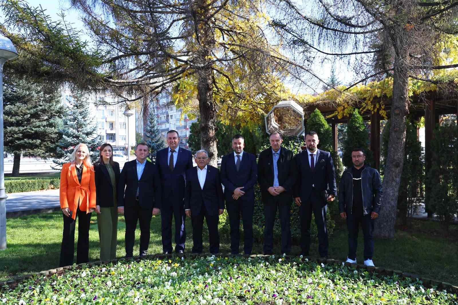 Başkan Büyükkılıç, Bosna-Hersek heyetine turizm şehri Kayseri’yi anlattı