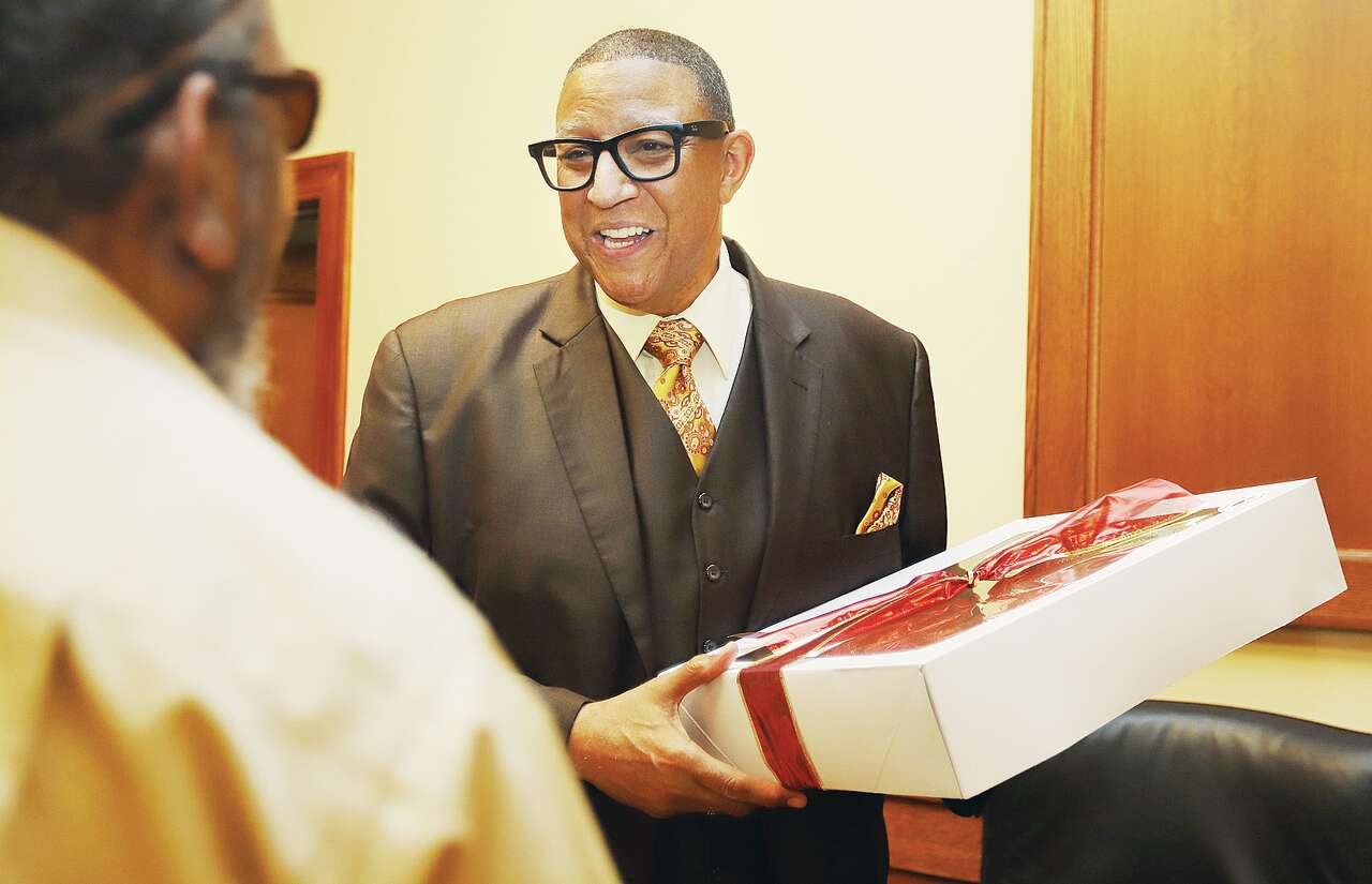 Donations slow for Alton Mayor David Goins, with $50 raised in July–Sept.