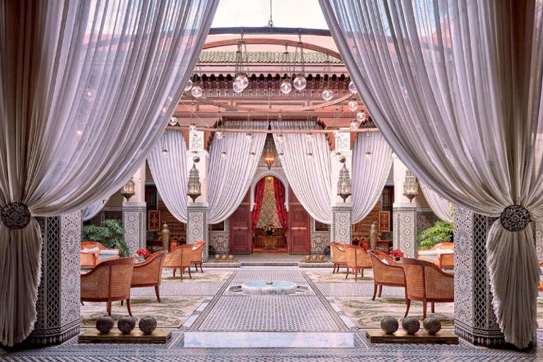 The 10 Best Hotels in the World: Ultra-Exclusive Escapes for Travelers ...