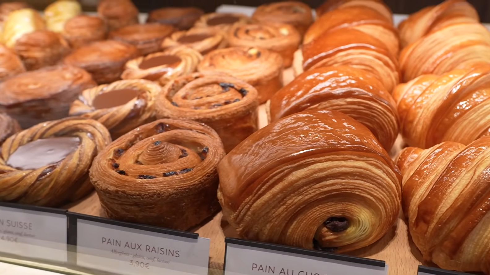 We tried the best bakeries in Paris that locals actually love