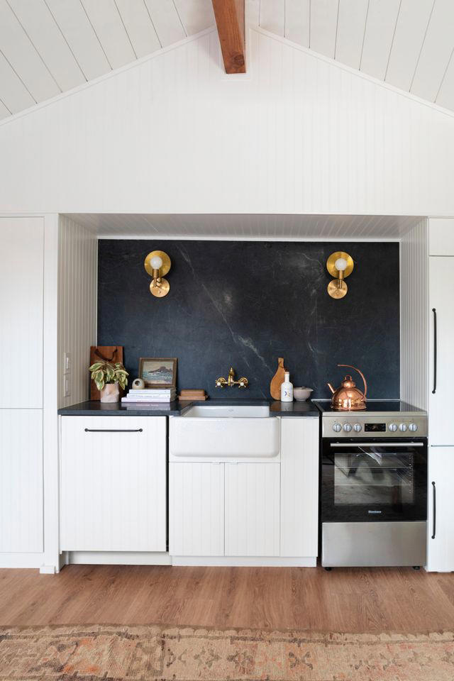 What is a kitchenette? Plus how it differs from a kitchen