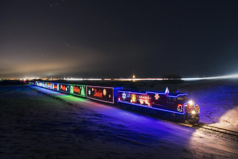 Beloved Canadian Pacific Holiday Train coming to Chicago area with ...