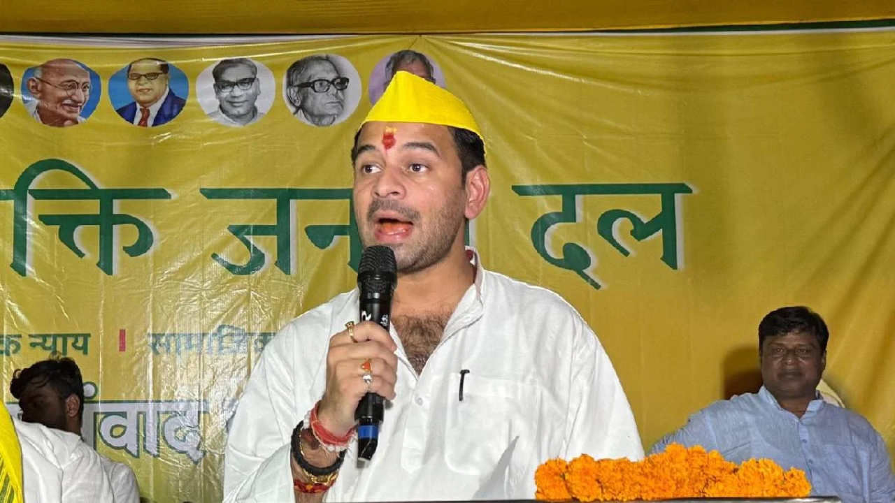 'Attack on RJD’s soul': Tej Pratap flags ‘pressure’ on Lalu, Rabri ...