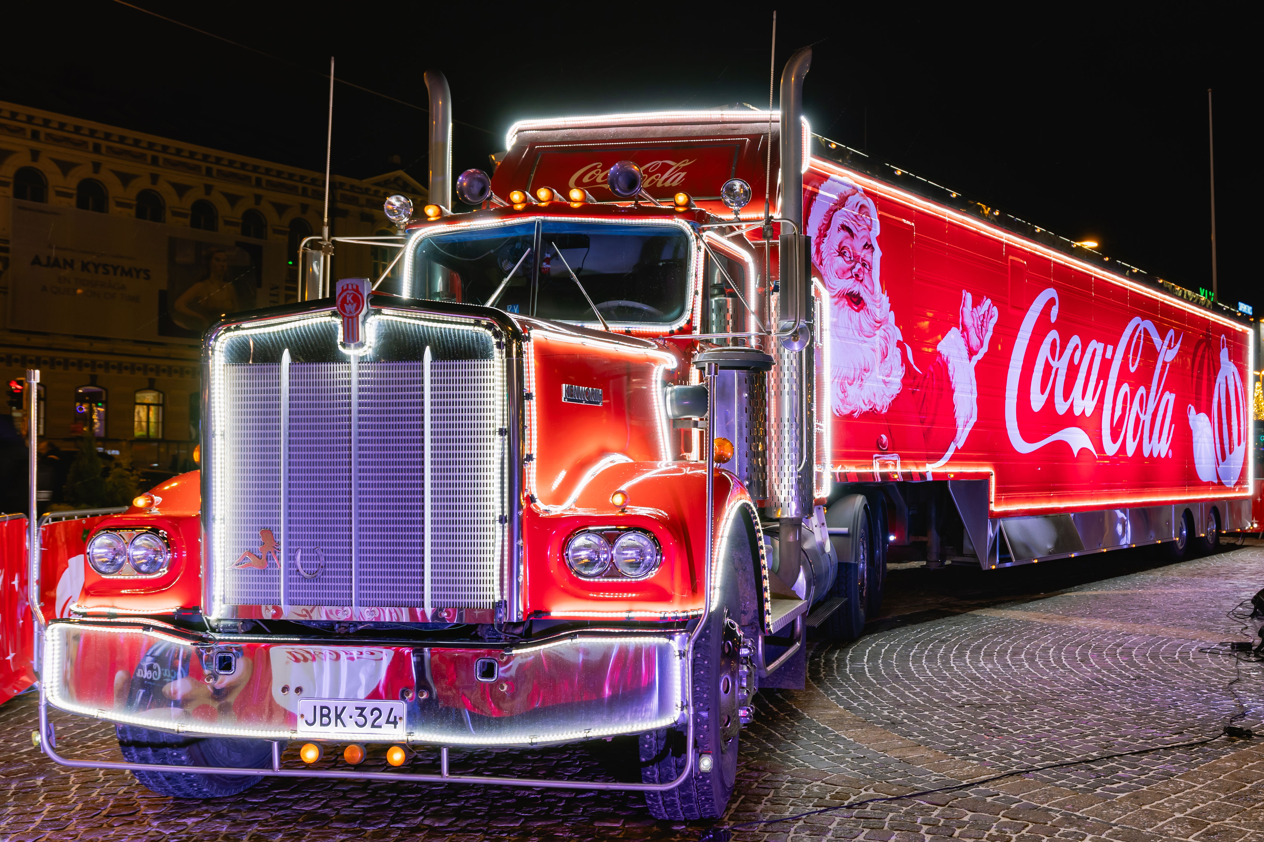 When is the Coca-Cola Christmas truck coming to Scotland in 2025? Here ...