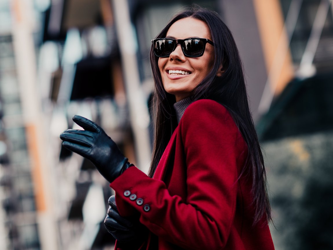 Cool Through the Cold: Stylish Looks for Late Fall