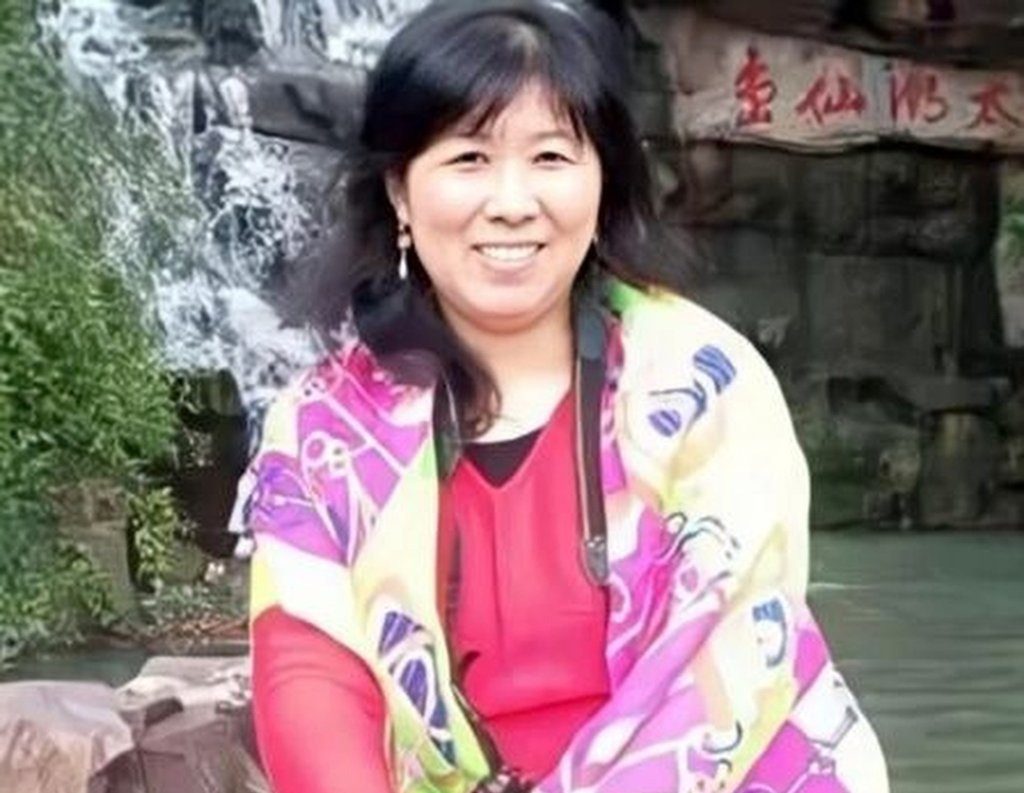 Man with cryogenically frozen wife finds new partner