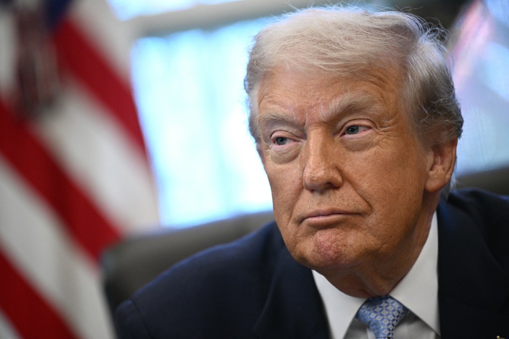 Stimulus check update: Trump details timeline for $2,000 direct payments