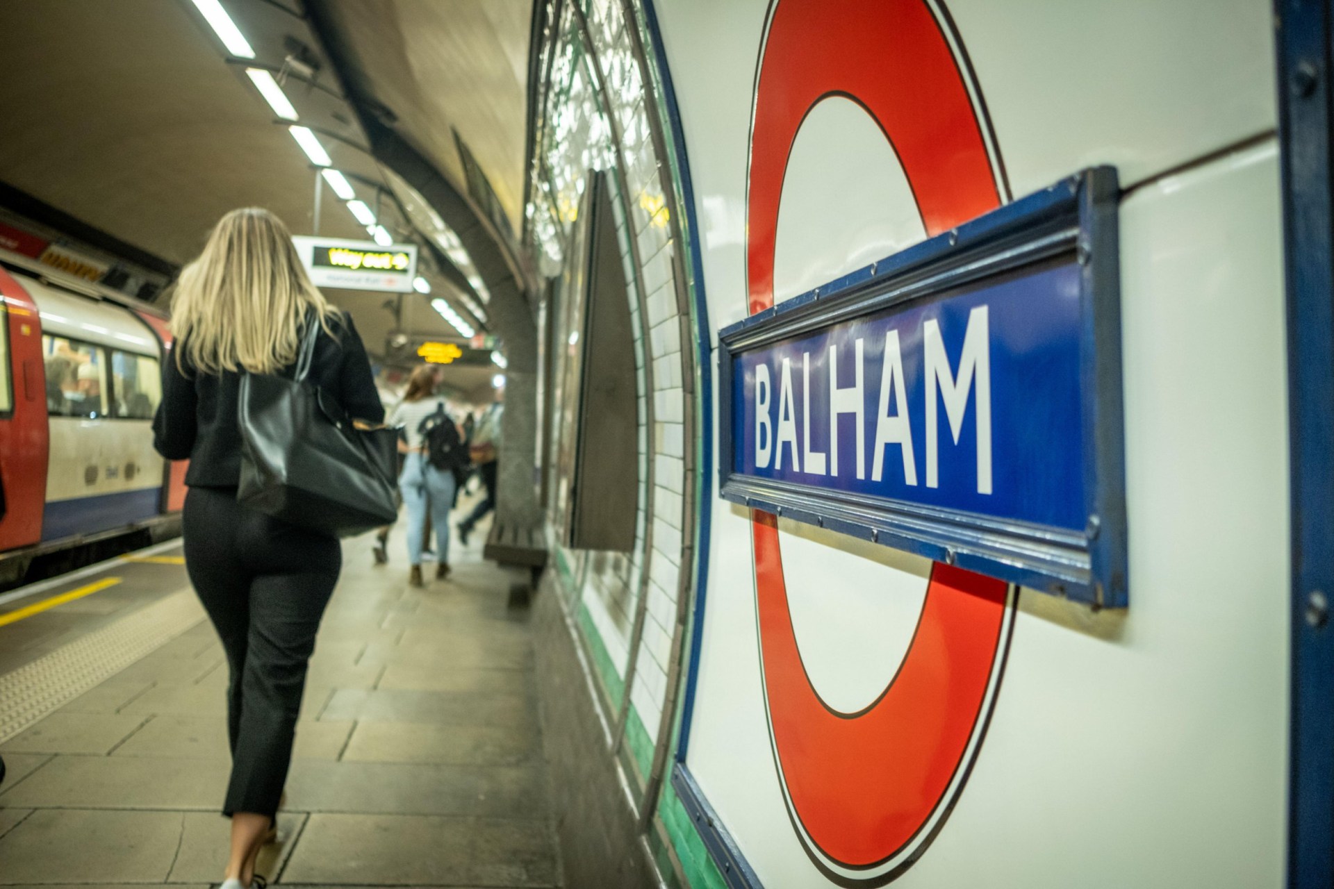 Knifeman Rampage at Balham Station Sparks Manhunt