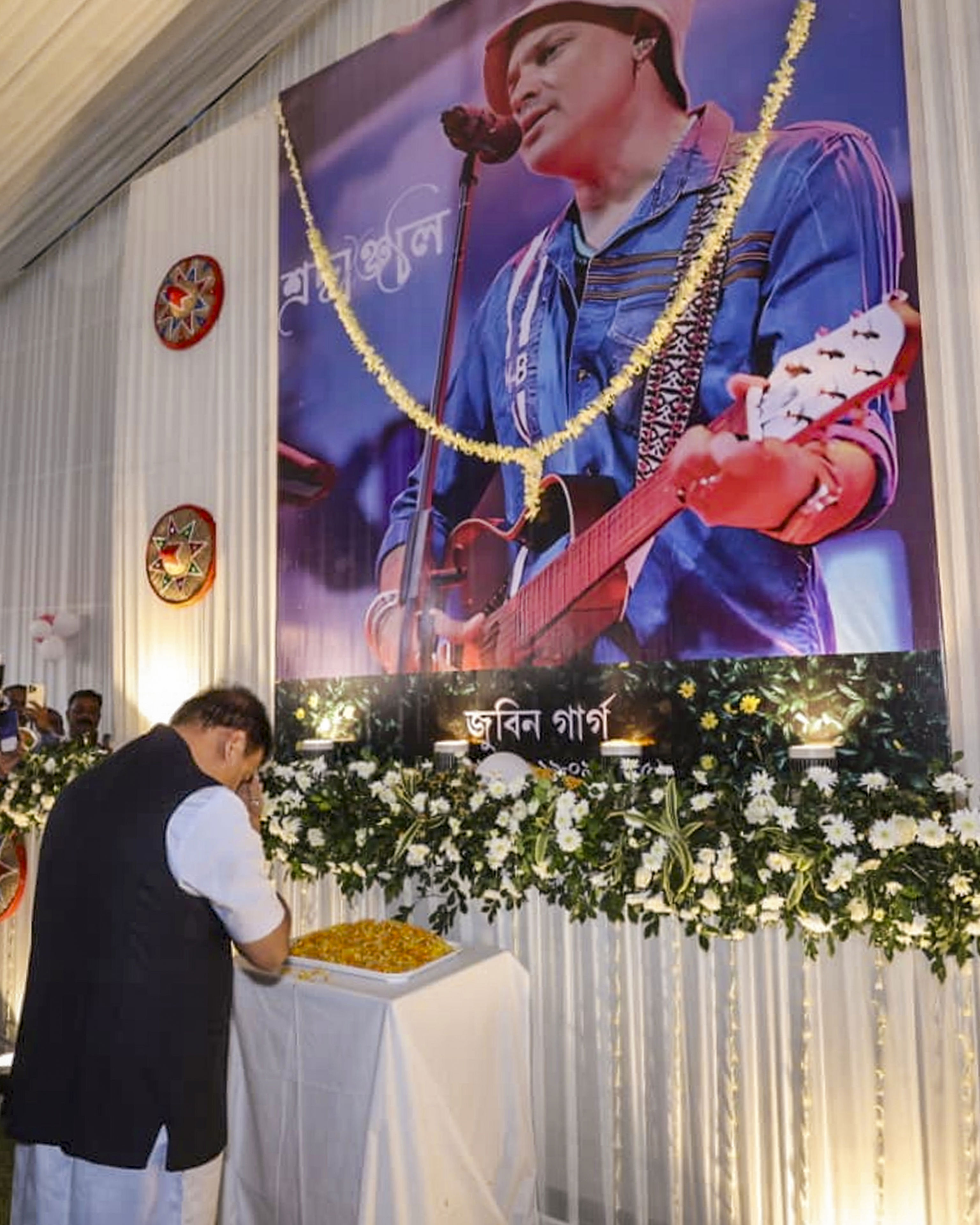 Fans remember Zubeen on 53rd birthday; family unveils bust at home