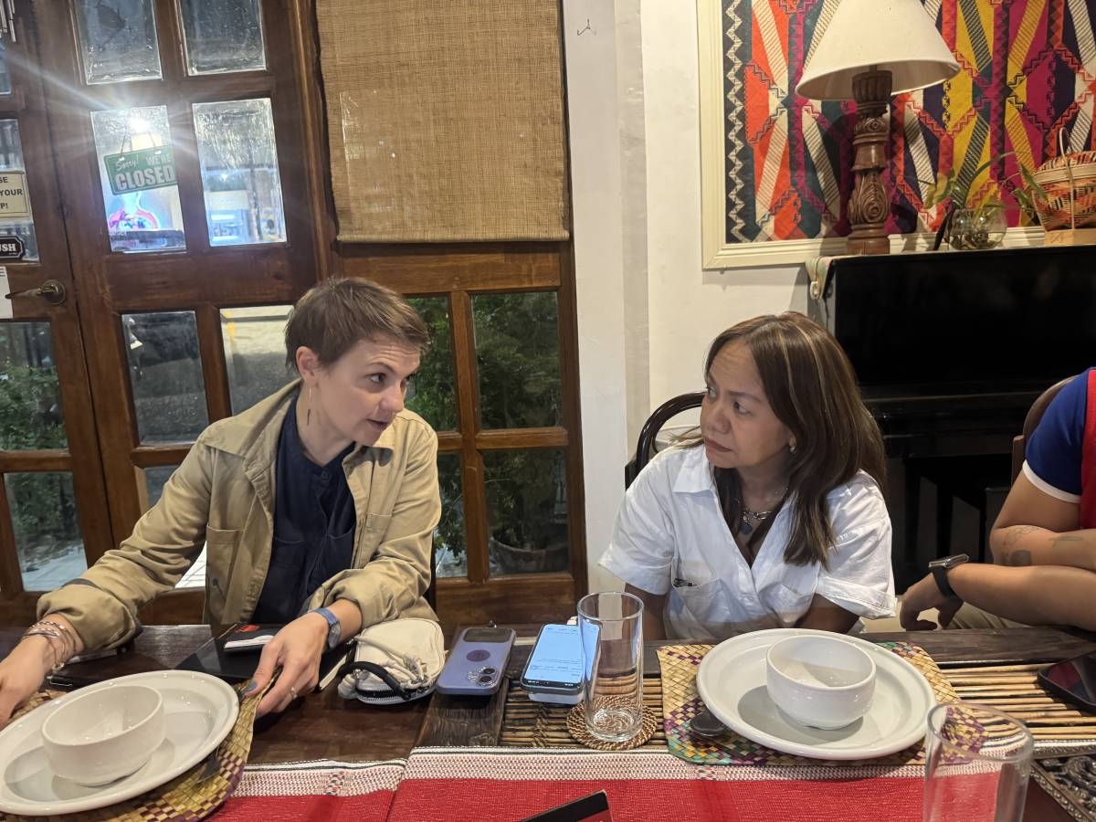 Ukrainian journalist shares experiences covering war back home